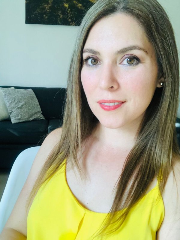 Psicóloga Ana Laura Barajas Damián › Psicoterapeuta en línea